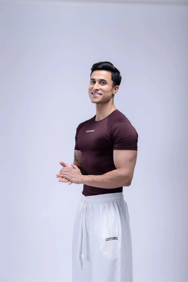 Compression Fit High-Stretch T-Shirts for Men’s Gym & Sports Wear ...